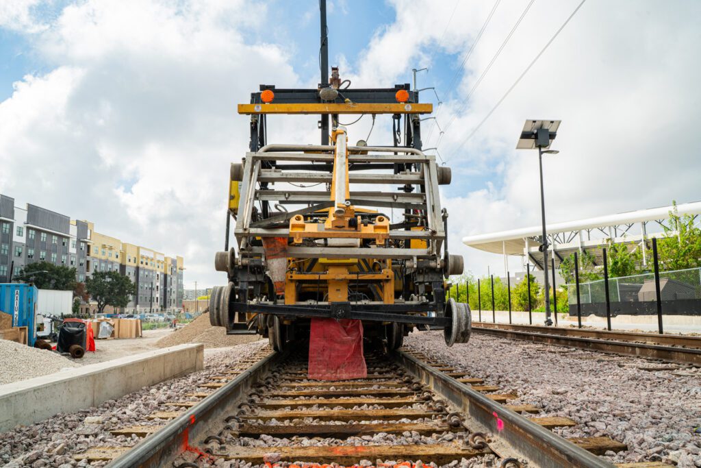 Dual Delivery: A Viable Strategy for Complex Transit Projects - Hill ...